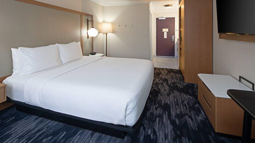 Holiday Inn Express & Suites Seattle - City Center 2026 Deals